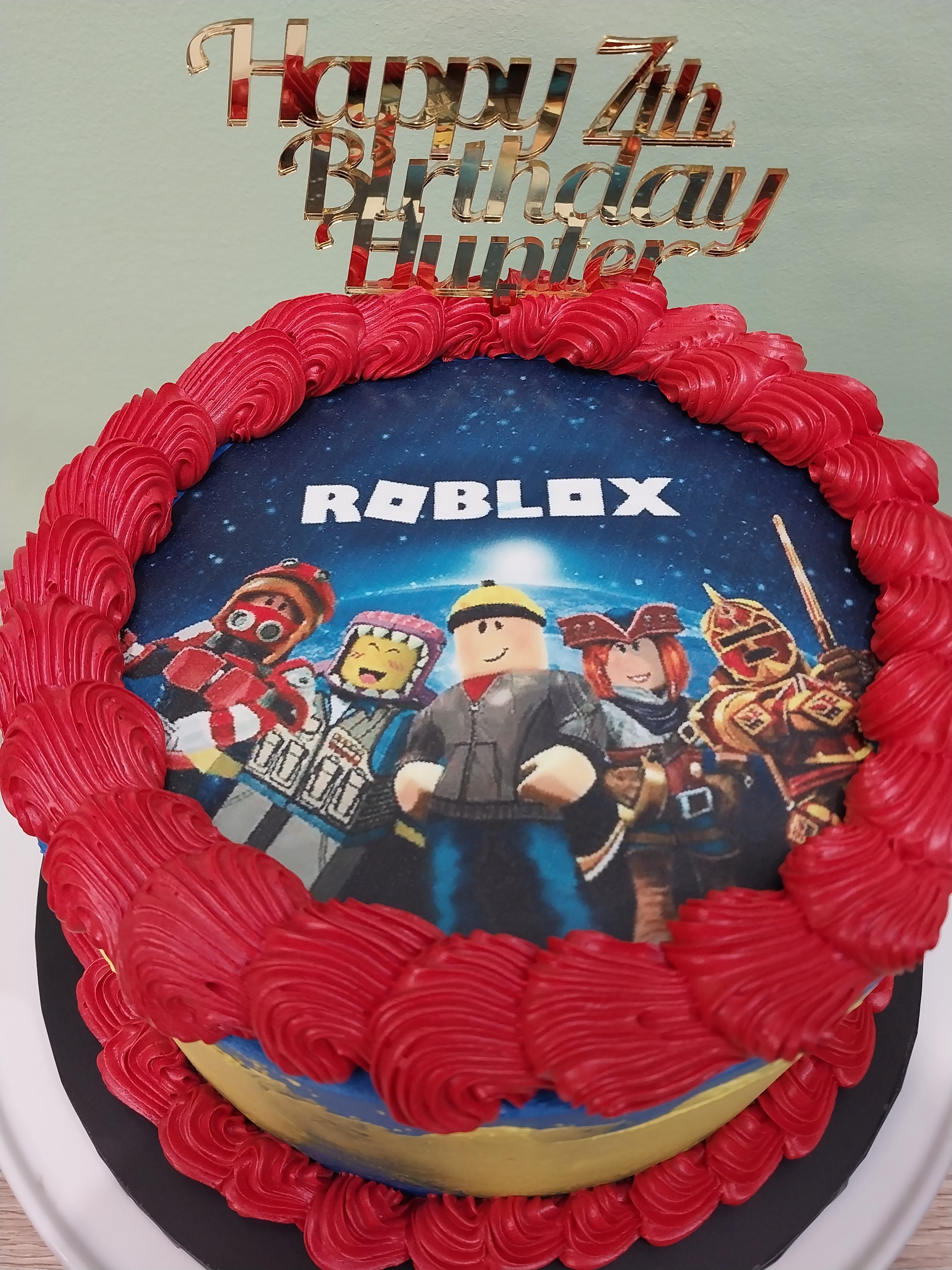 Roblox Cake Melbourne Free Delivery – Stylish Cakes Co.